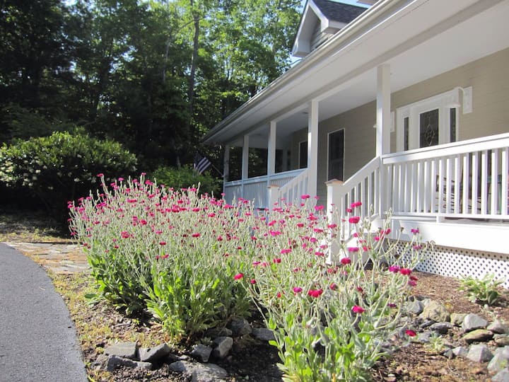 Stunning Views/fall Colors, Creek, Fplace & Fpit - Brevard, NC