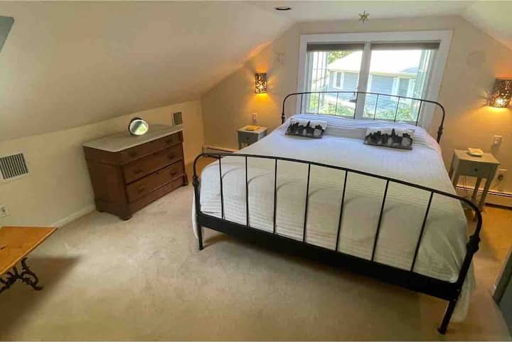 Centerport Beach House - Northport, NY