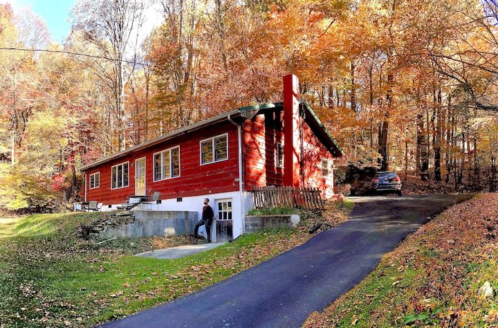 The Holiday Nook - Boone, NC