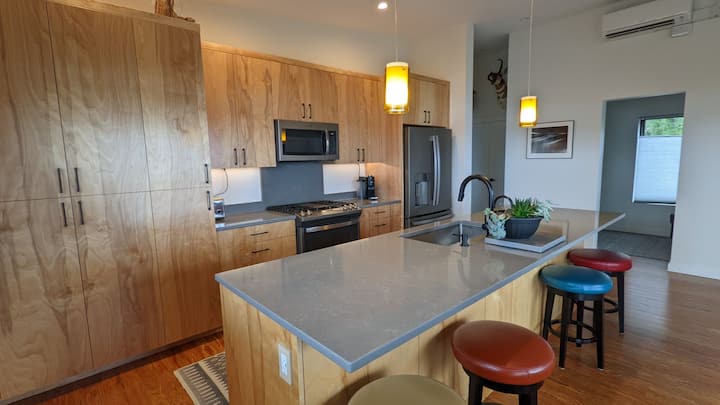 Just A Ferry Ride From Seattle For World Cup - Silverdale, WA