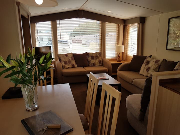 Ardlogie Holiday Home & Ski Chalet, Aviemore - Aviemore