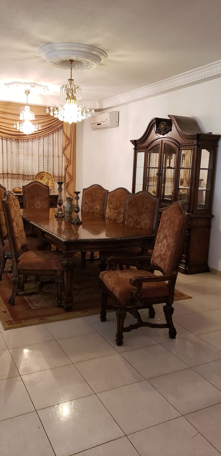 Villa In One Of The Best Neighborhoods Of Amman - Jordan