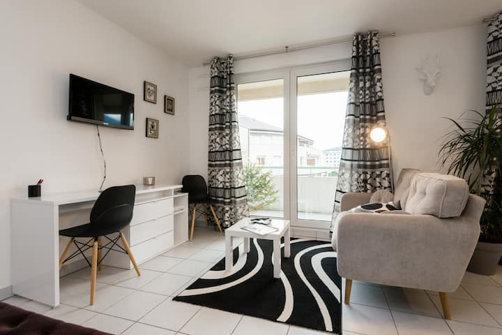Appartement T1 Bis 5ème éTage - Chambéry