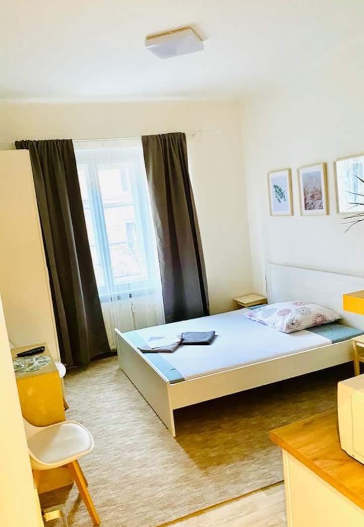 Ateliery Dejvice 4 - Prag