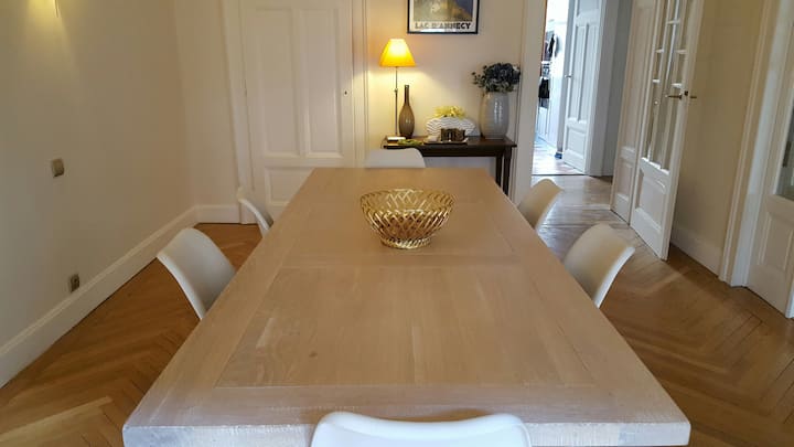 Grand Appartement De Charme - Annecy