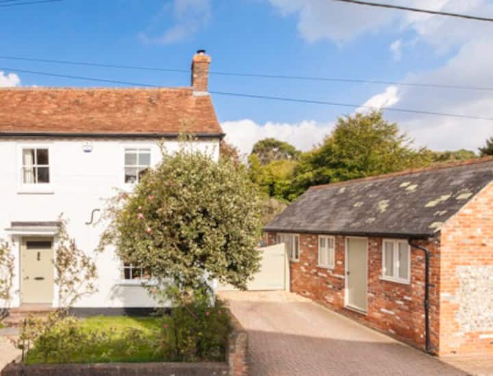 Private Annexe In Hurstbourne Tarrant - Andover, KS