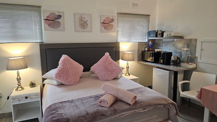 Pink Room - Estcourt