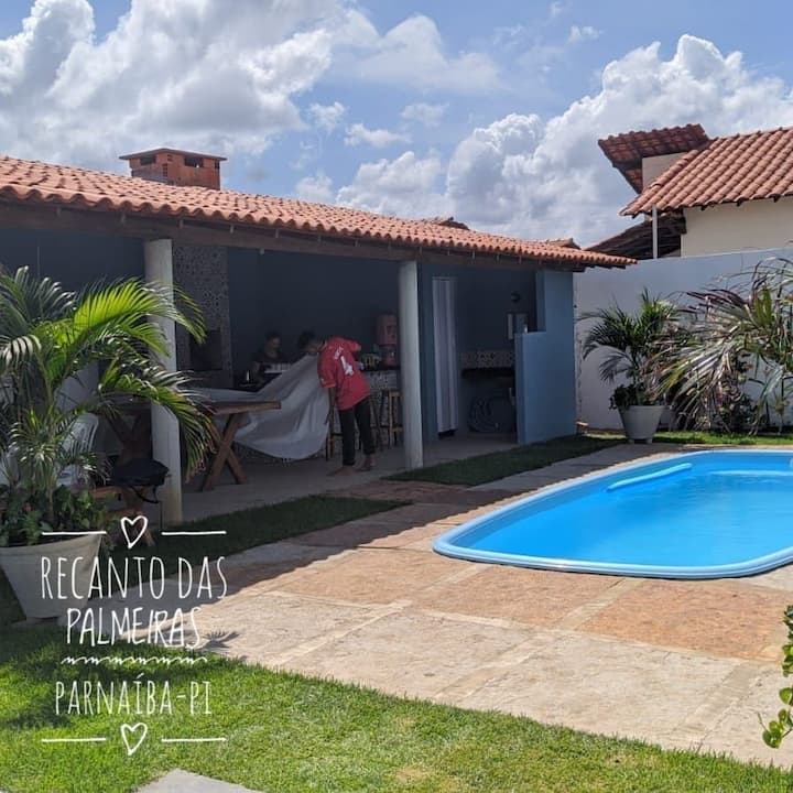 Casa Agradável Com Piscina. - Parnaíba