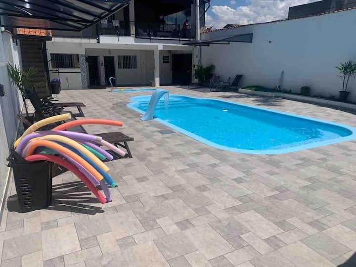 Lugar Aconchegante Para Família - Suzano