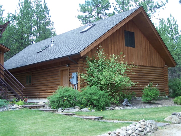 Private Apartment/guest Quarters - Hamilton, MT