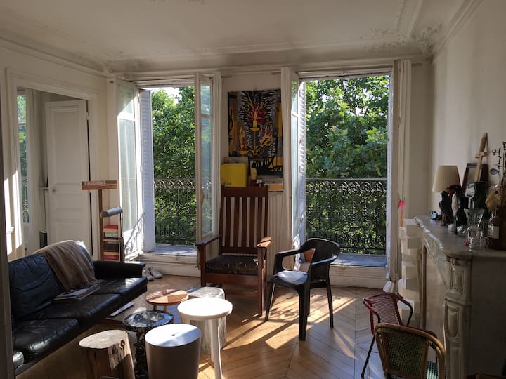 Become A Fan Of 10th District & Canal St Martin ! - Parijs
