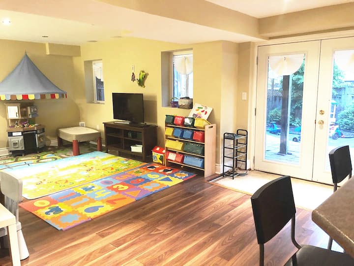 Kid's Friendly Walkout Apt Private Entry&parking - Vaughan