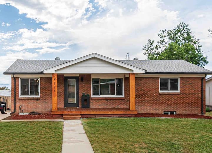 Denver Suburban Home - Littleton, CO