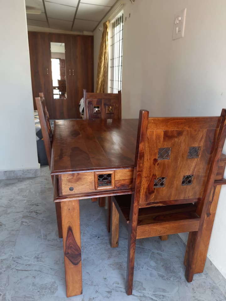 Sunrise Studio Near Indiranagar Metro - Bengaluru