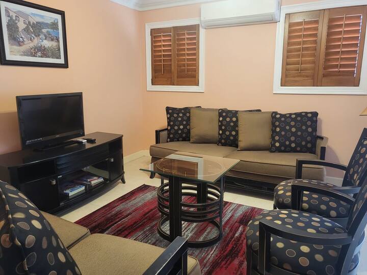 Eton Manor Suites 3 Cable Beach - ナッソー