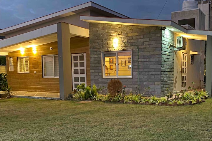 Seven Hill Villa (7 Hill Villa) - Udaipur