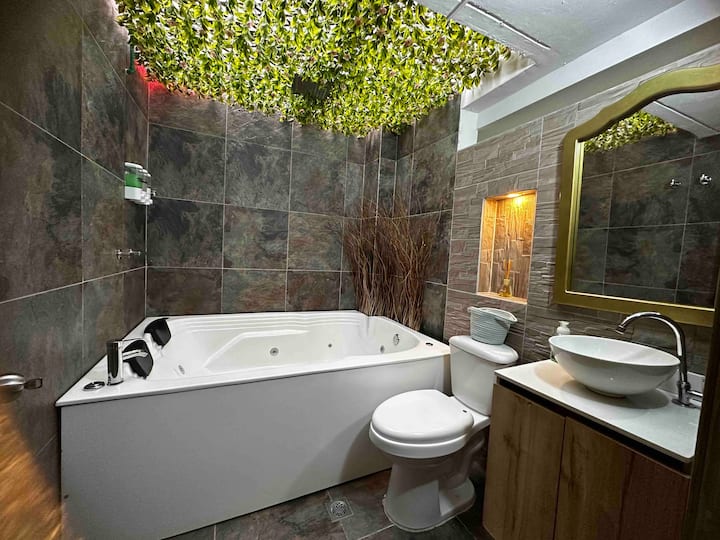 Apartamento Con Jacuzzi Cerca Al Metro Y Outlet - Itagüí