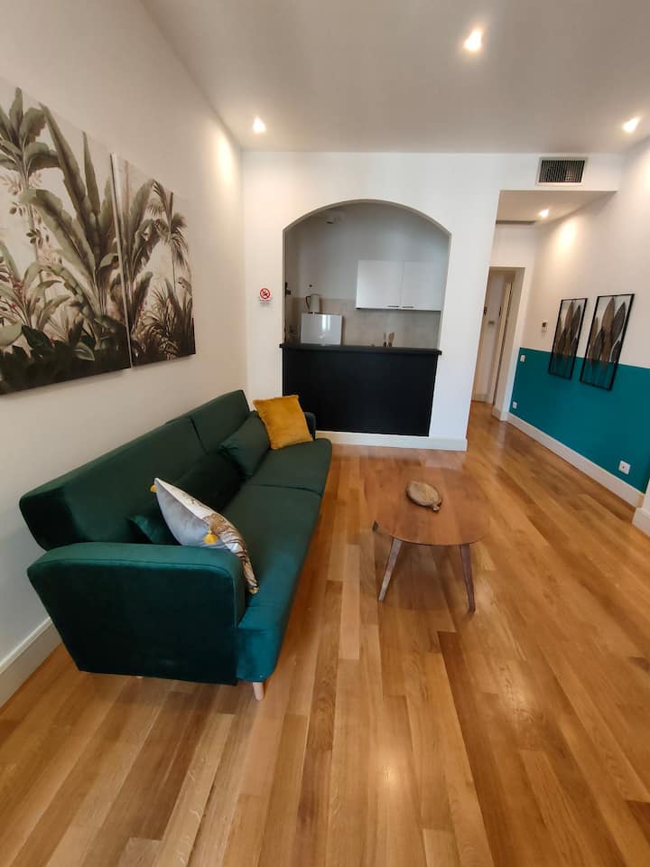 Bohemian Cosmo Suites 502 - Rome