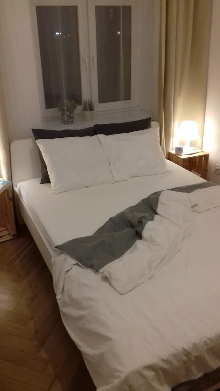 Quiet Apartment In The City Center - Cracovia