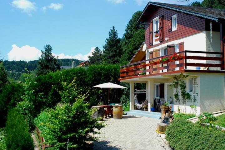 Font-romeu Pyrénées 2000 T2 Rdc Chalet Vue +Forêt - Bolquère