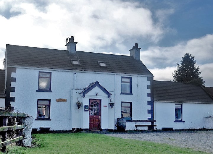 Authentic Irish Cottage  Rural Ballymascanlon, - Dundalk
