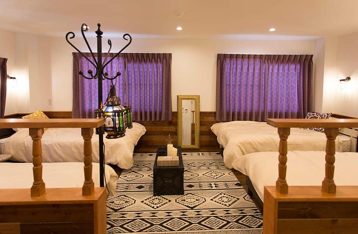 Next To Disney Resort, Aladdin-art-deco 102 - Urayasu