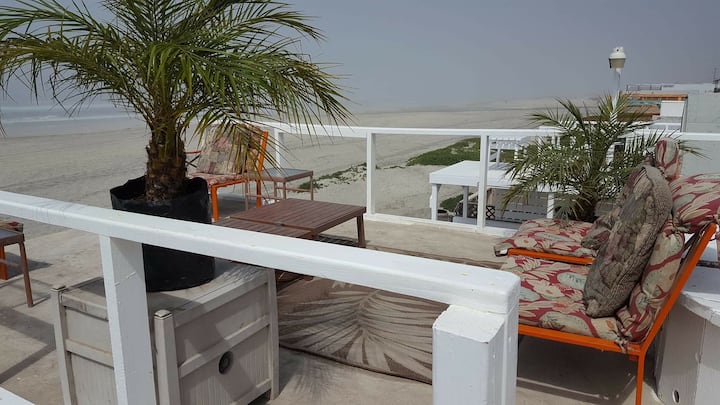 Charming Beach House On The Sand - Rosarito
