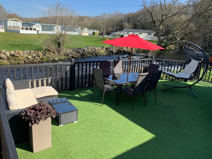 3 Bed Stunning Riverside Cabin In Snowdonia (240) - Caernarfon