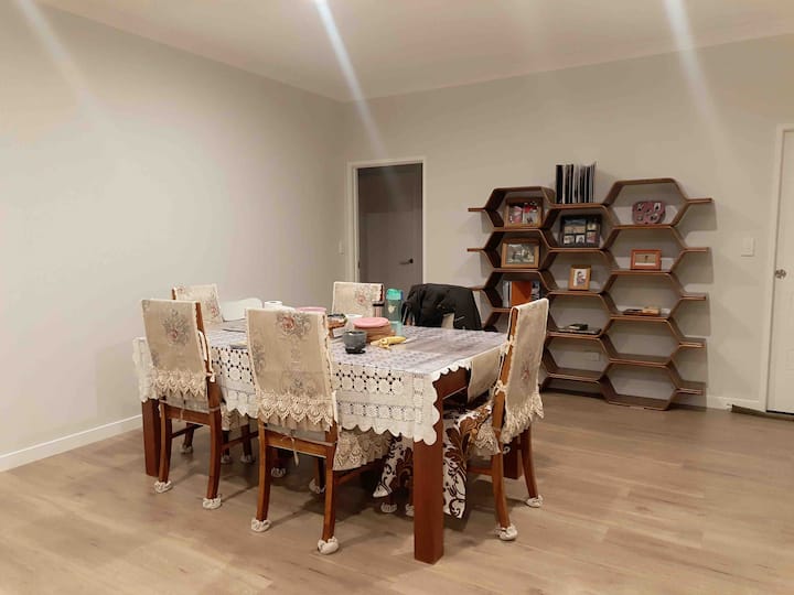 New & Comfortable, Nearby Vineyard&sunday Market - Blenheim