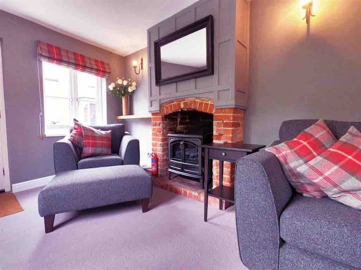 *Very Spacious & Awarded 'Certificate Of Excellence' From Trip Advisor* - Diss