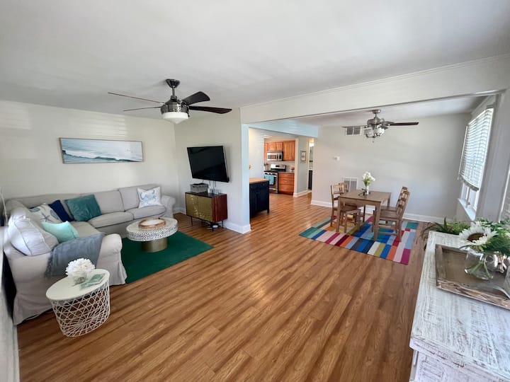 Charming Beach House, A Walk To The Beach - Ventnor City, NJ