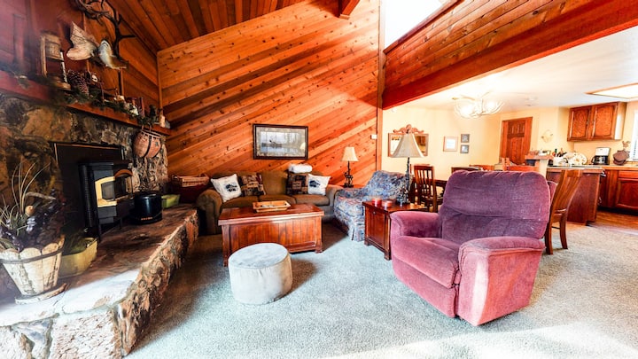 Mammoth Sierra Townhomes 32 Mountain-shuttle Route - Mammoth Lakes, CA