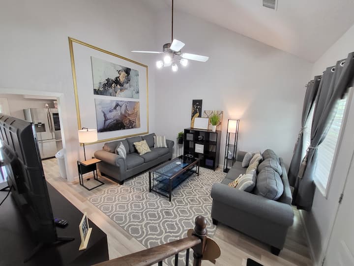 Modern Texas Home: Mins To Houston & Galveston - League City, TX
