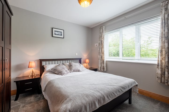 Galway - 1 Bed Guest Flat/annex - Galway