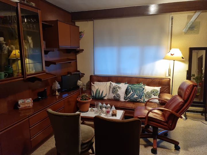 Acogedora Habitación, Persona Sola - Sabadell