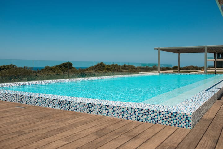 203 Pebble Beach Luxury Apartment - Mount Moreland