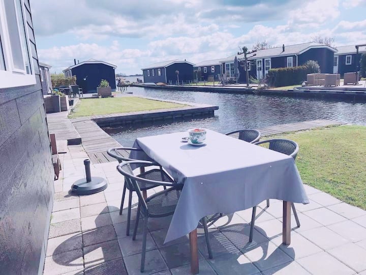 Giethoorn Floating House A - Giethoorn
