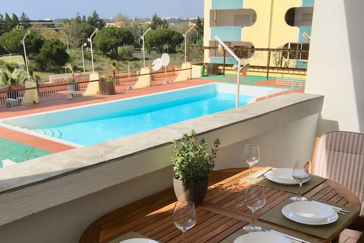 Modern 2 Bedroom Apartment W/pool & 3 Balconies - Vilamoura