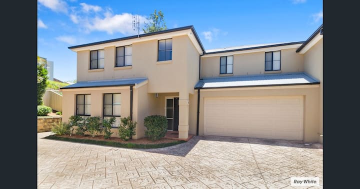 M's At Kiama 5 Mins From Great Beaches
& Town. - Kiama