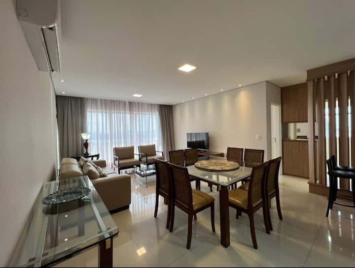 Apto. Em Santos Em Cima 
Do Hotel Sheraton. - Santos