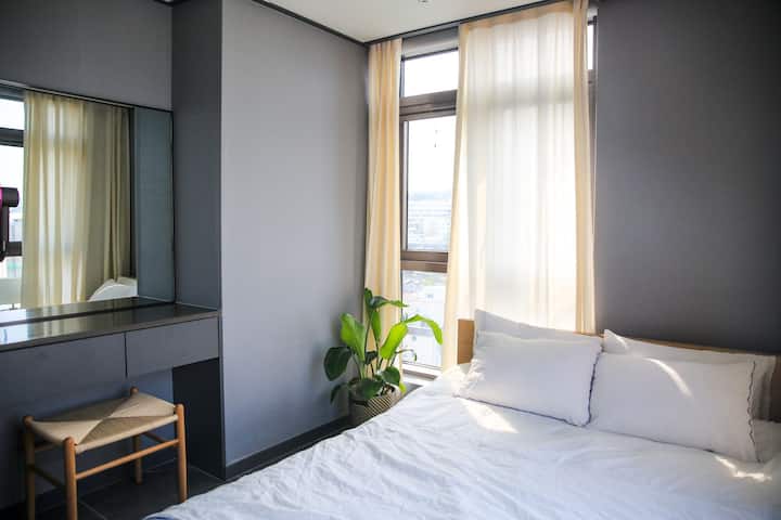 House Of Rena - Seoul