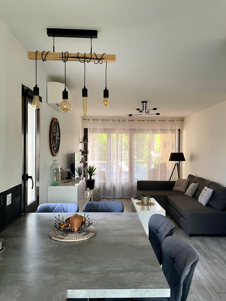 Appartement Paisible Très Bien Situé - Hyères