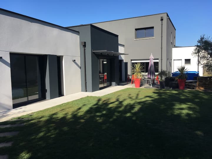 Grande Maison Moderne - Tinténiac