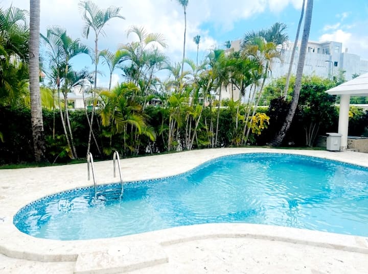 70 Restaurant Around. - Punta Cana