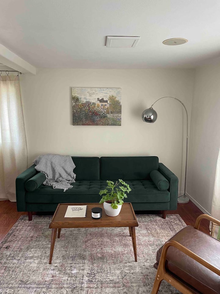 Cherry St. Cottage - La Grande, OR