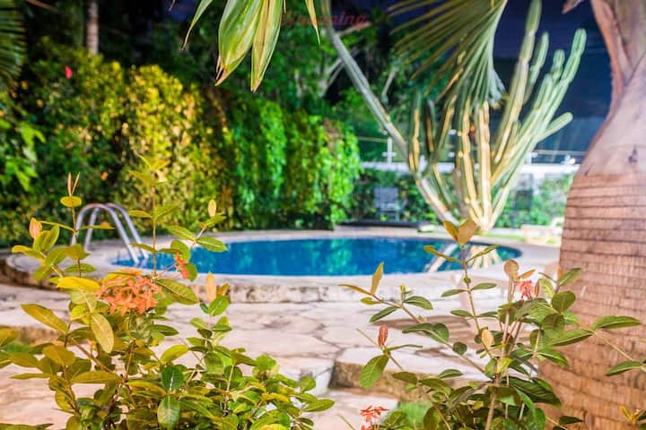 Huge Villa With Private Pool (Up To 14 Guests) - Havana