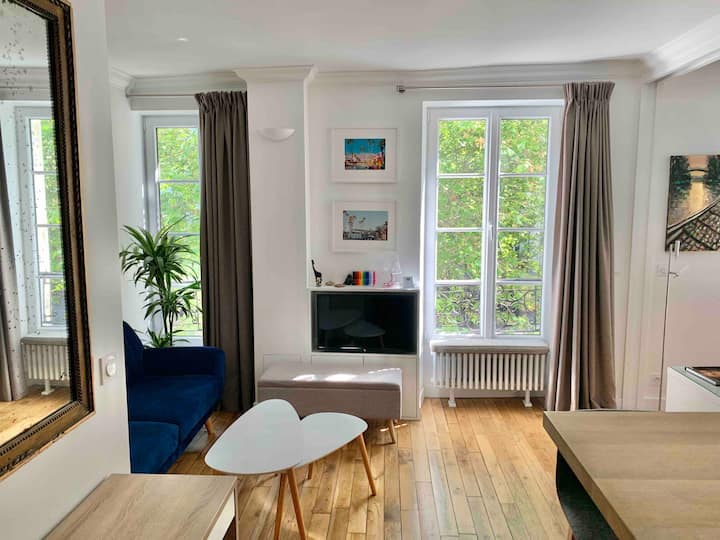Très Bel Appartement, Paris 10. - Paris