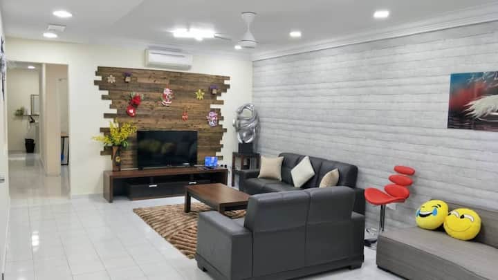 Johorjaya-5mins Ikea&aeontebrau 15~18pax Cornerlot - Johor Bahru