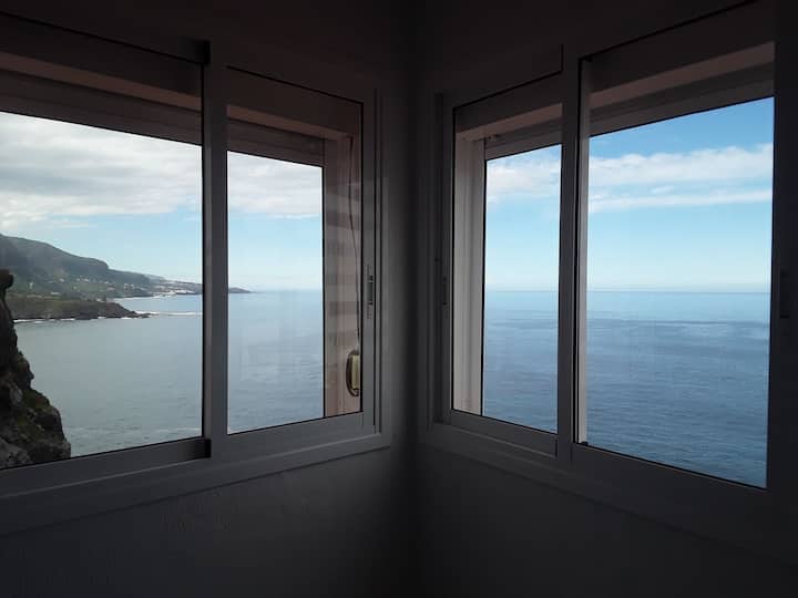 Kleines Zimmer 50 M. ü. M.  Mit Dusche + Toilette - Tenerife