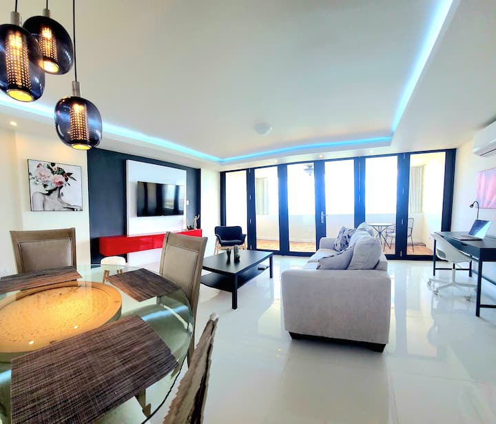 Luxe 2 Bd Penthouse W/ Oceanview On Beach
Luquillo - Luquillo